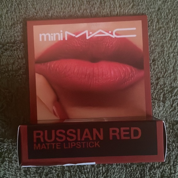 MAC Cosmetics | Makeup | Mac Mini Lipstick Bundle X6 Mini Matte ...